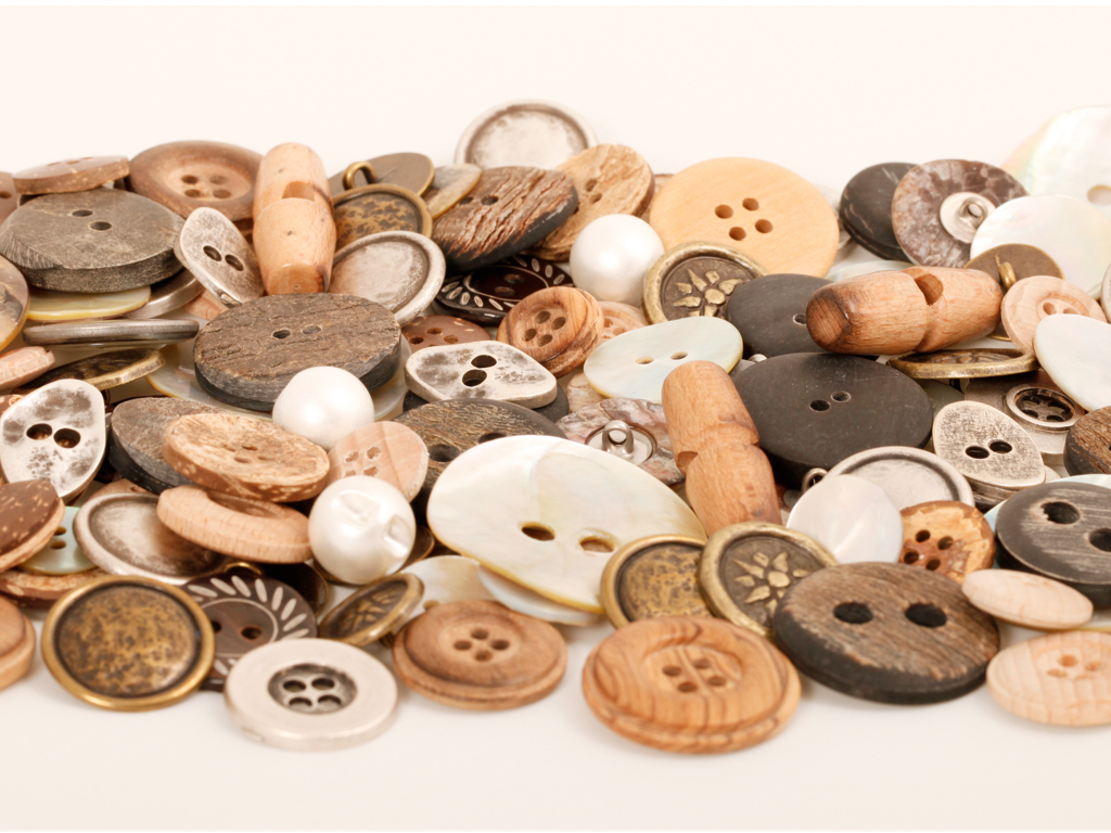 Knapper - Garnbutik - Kvalitet og service i højsæde. Brug for råd, ring ...